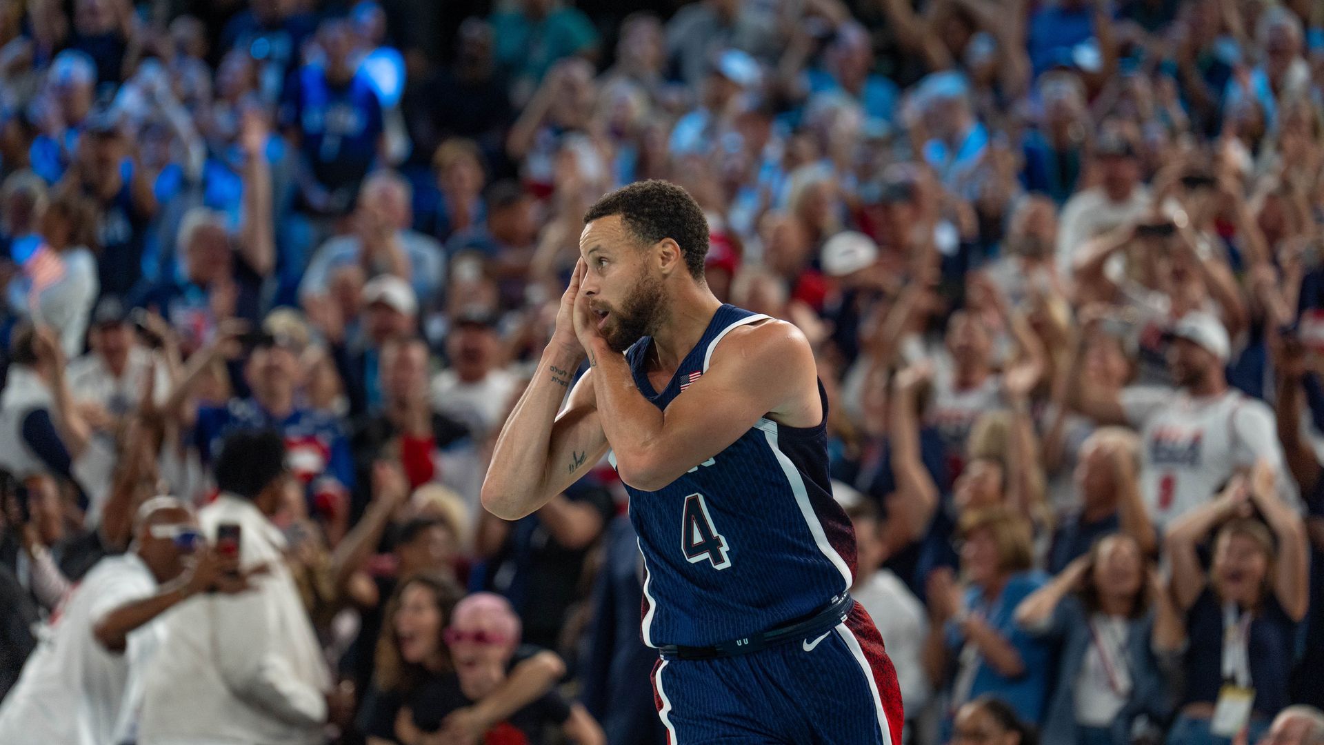 Stephen Curry agrees to one-year contract extension with Warriors ...
