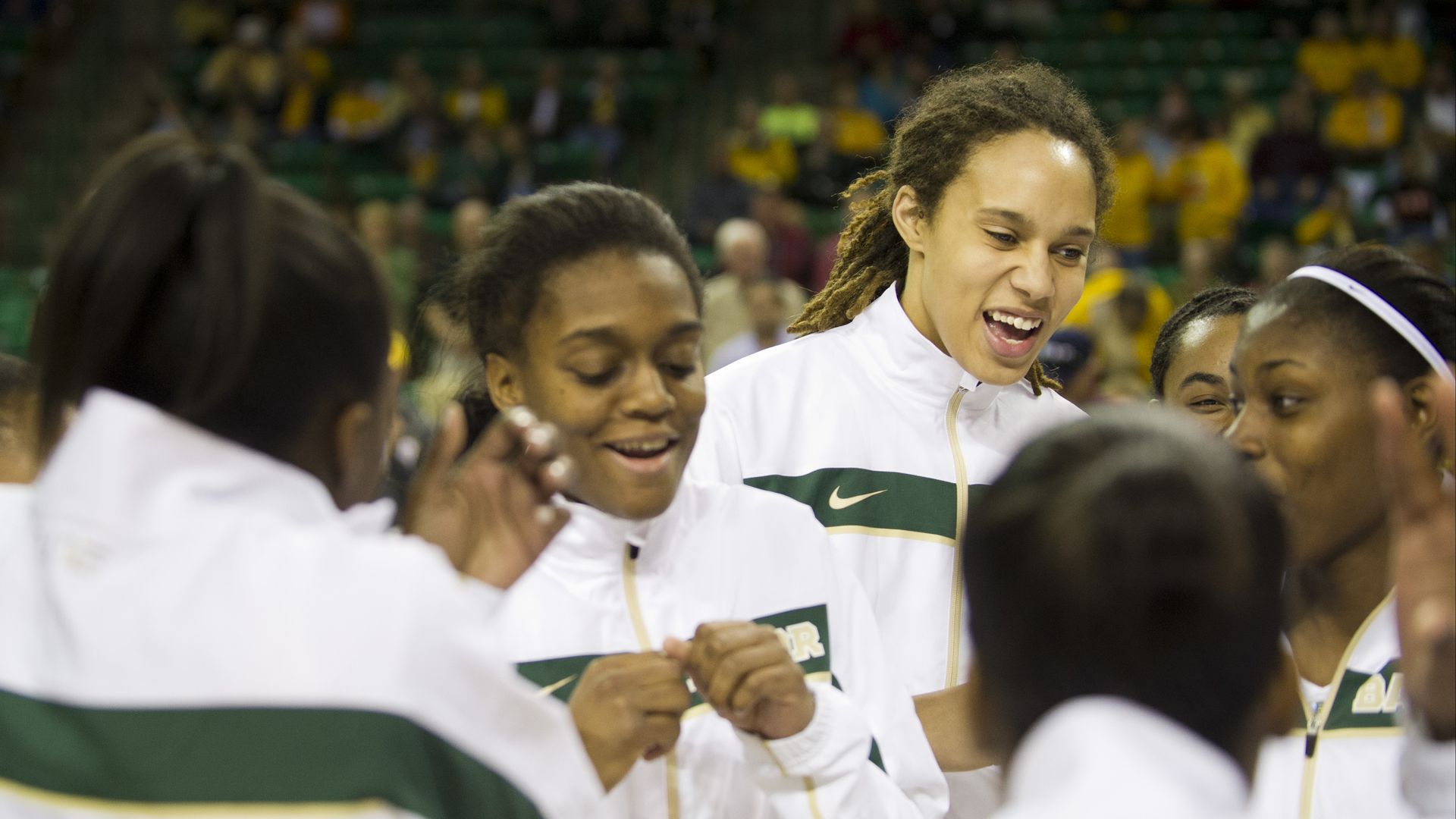 Remembering Brittney Griner's basketball dunks - Axios Austin