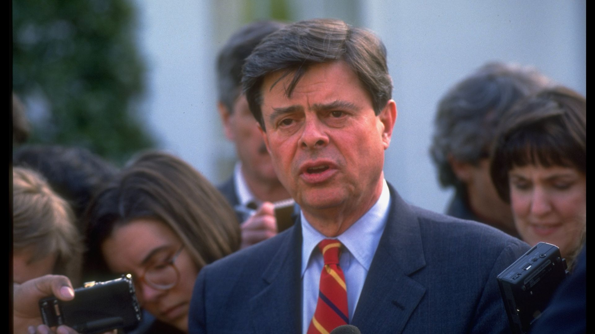 Former U.S. Sen. Jim Sasser has died - Axios Nashville