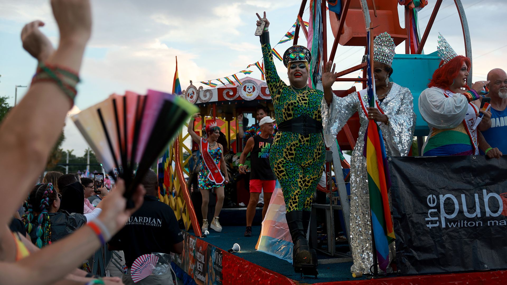 Federal judge temporarily blocks Florida law restricting drag shows Federal judge temporarily blocks Florida law restricting drag shows