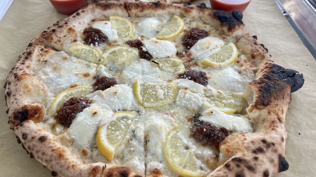 Laura Barrero - Axios