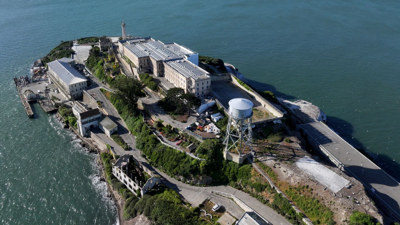 alcatraz prison