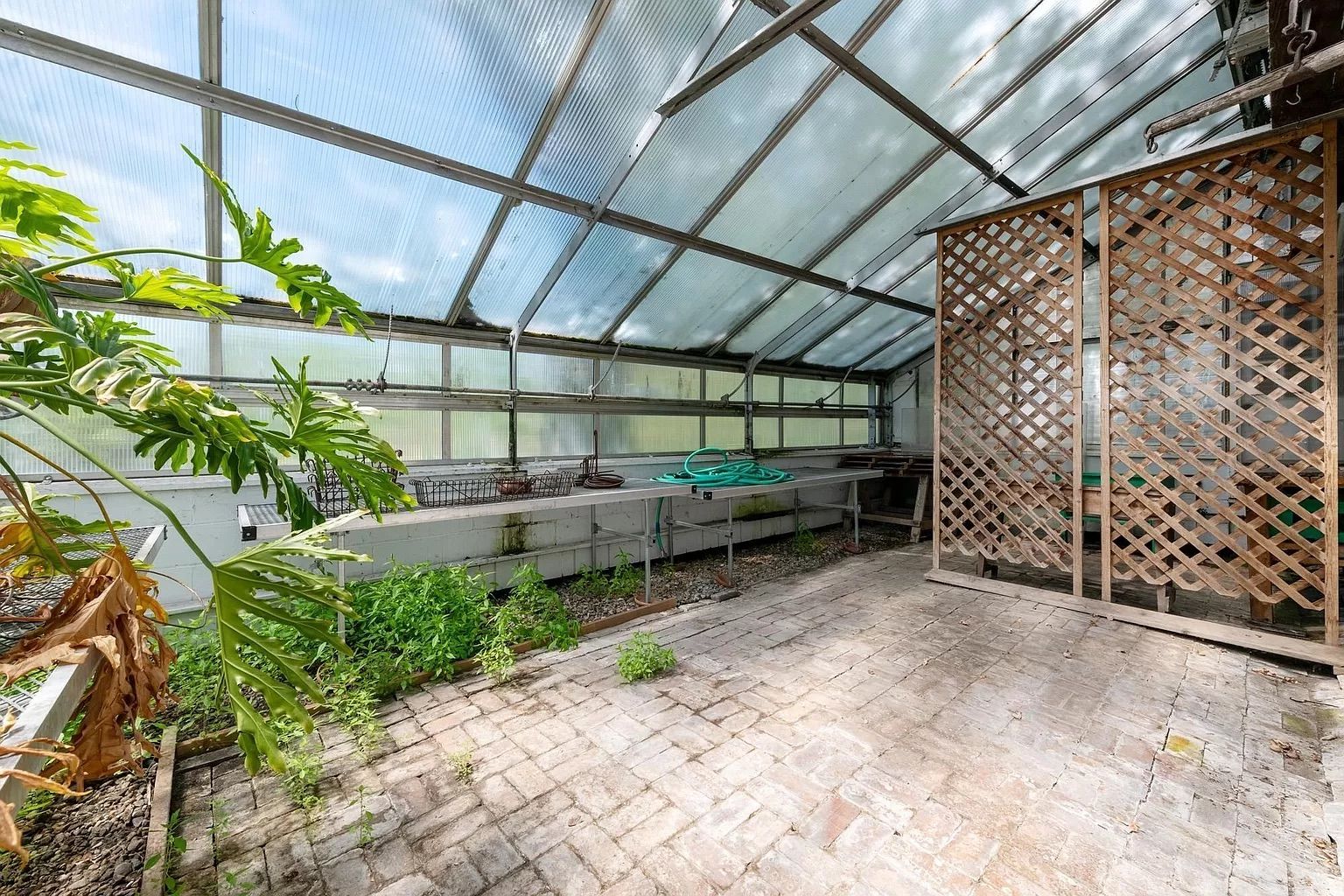 Wayzata home with heated greenhouse lists for $699,900 - Axios Twin Cities Wayzata home with heated greenhouse lists for $699,900 - Axios Twin Cities