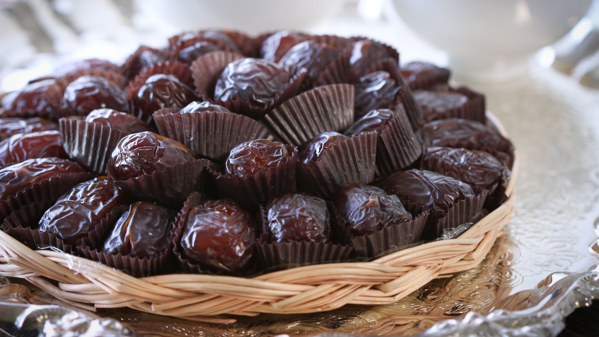 How to taste the rare dates grown at ASU - Axios Phoenix