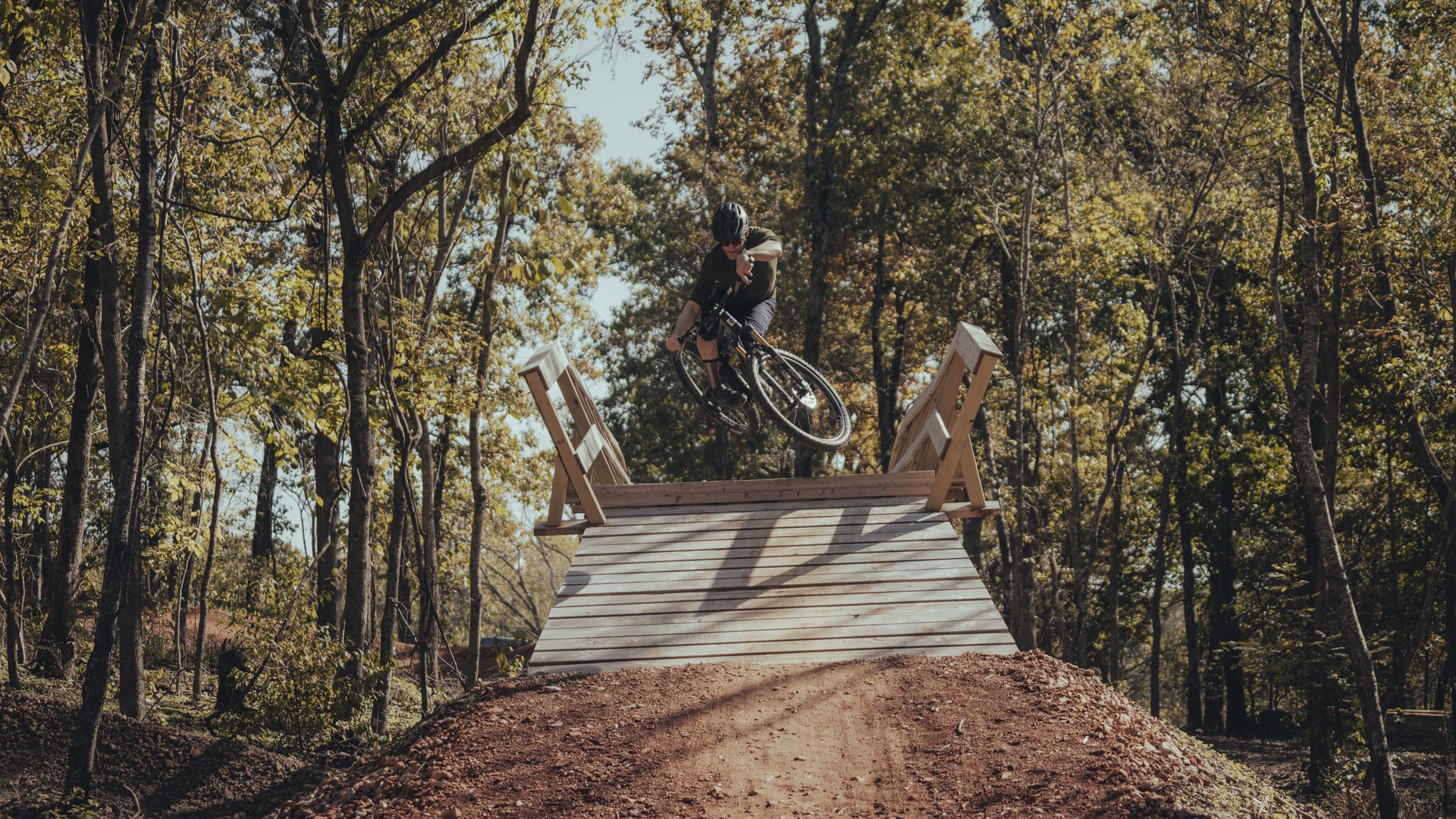 Bentonville lands Utah bike maker Ari's satellite store - Axios NW Arkansas