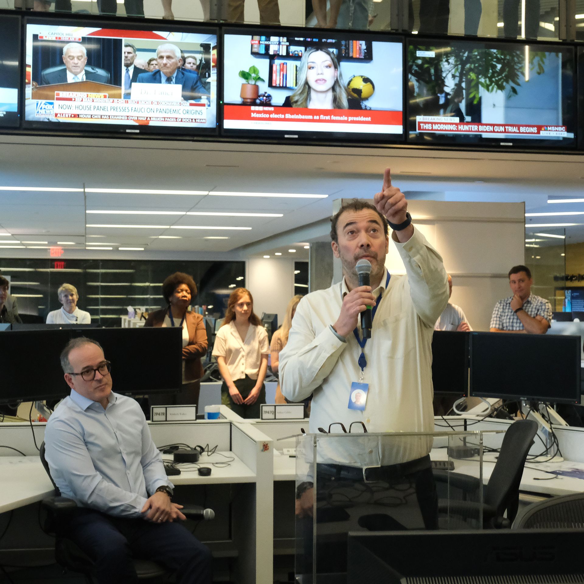 Media - Business - Axios