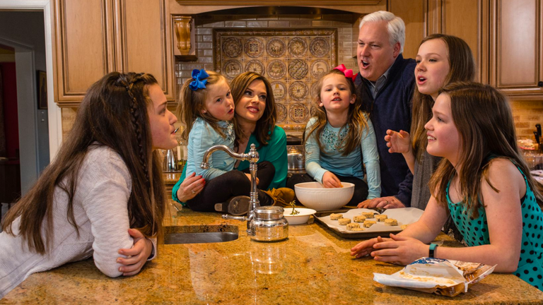 Meet the Schlapps, Washington’s "it couple"