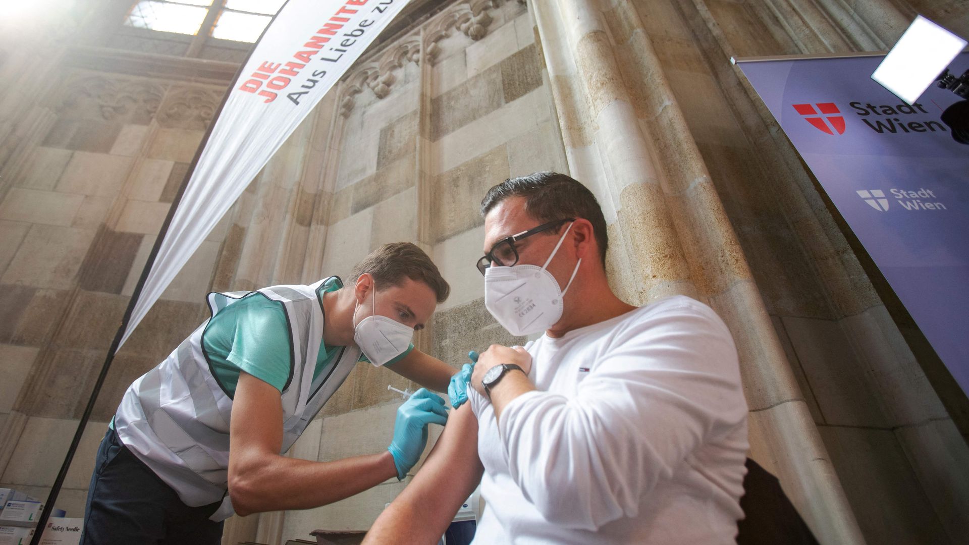Austria OKs COVID vaccines mandatory for adults