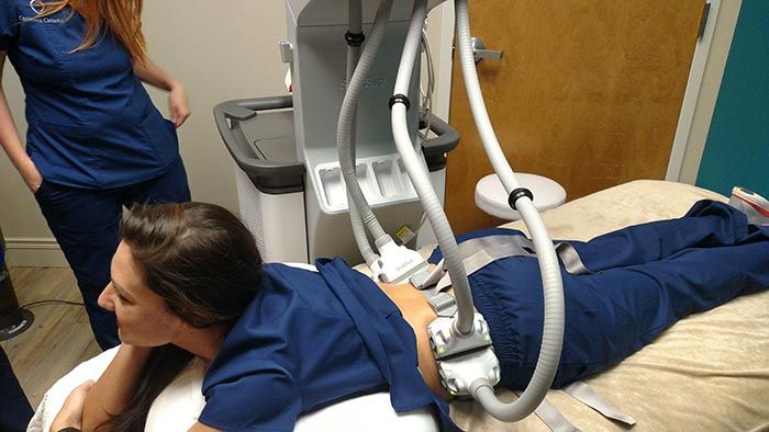 I went to a SculpSure event and here are 10 things I learned - Axios ...