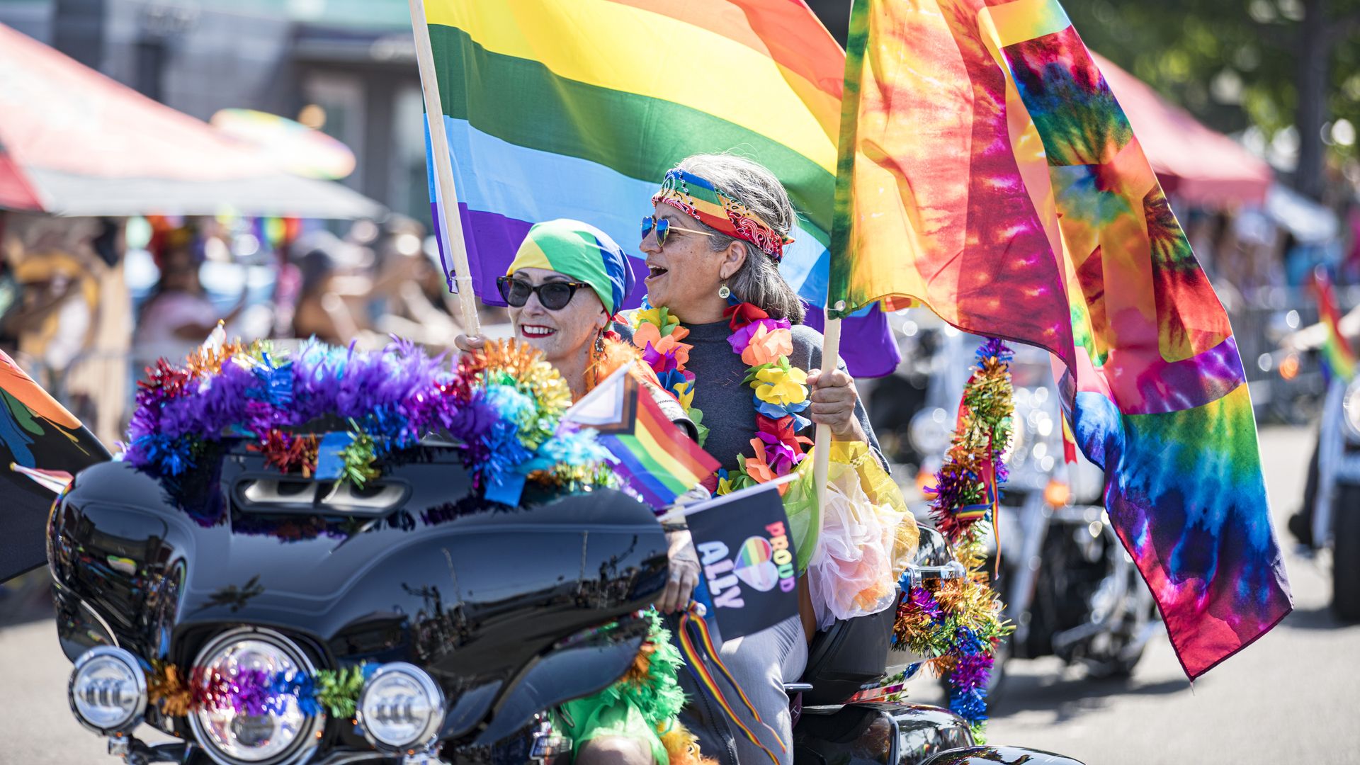 1 Pride photo to go - Axios San Diego