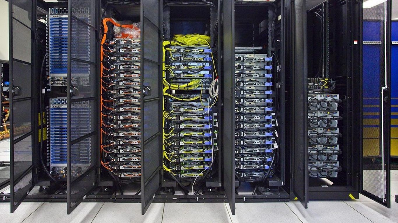 AT&T tests homegrown networking gear that boxes out Cisco and Juniper