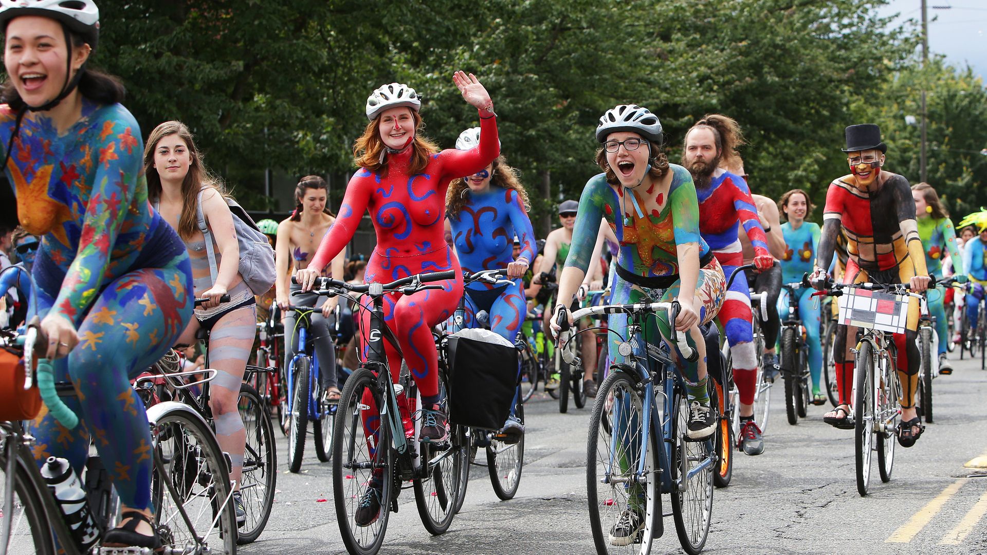 Seattle's naked bike parade turns 33 - Axios Seattle