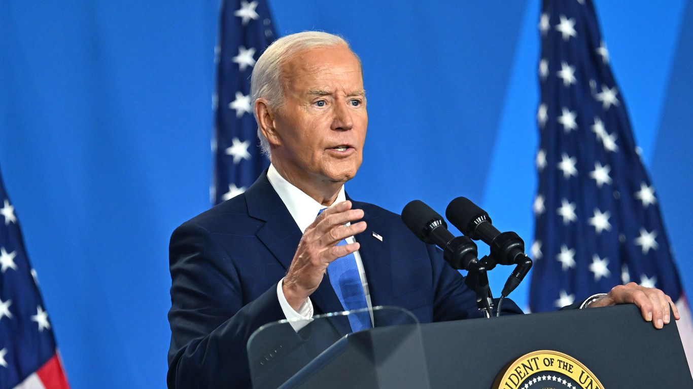 Biden: Kamala Harris "qualified to be president