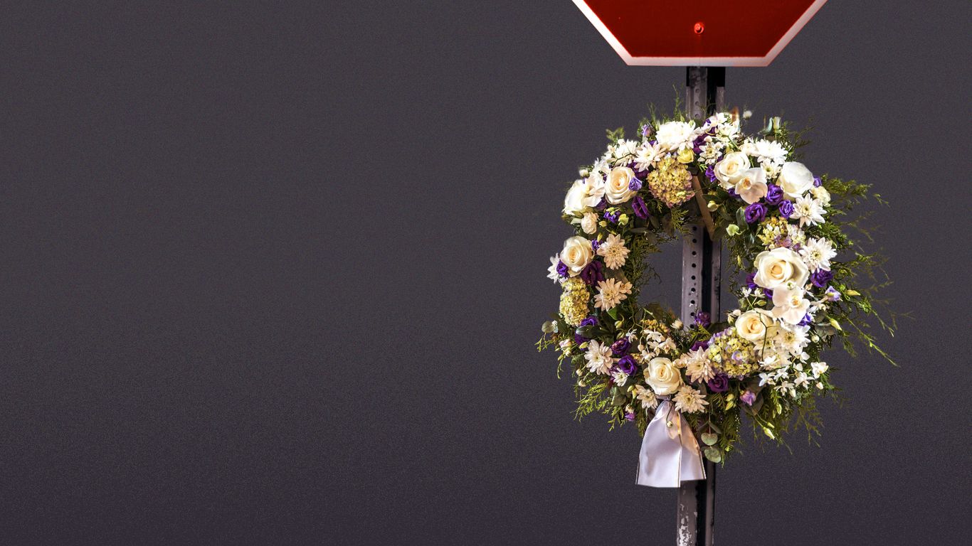 Friend pushes for stop signs at site of Philly biker's fatal crash ...