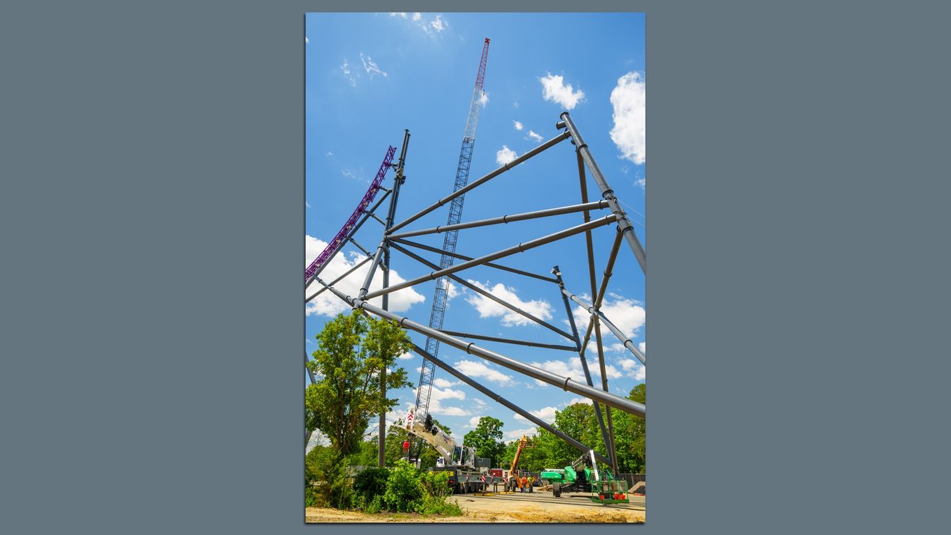A monster crane arrived for Six Flags' next big thrill - Axios Philadelphia