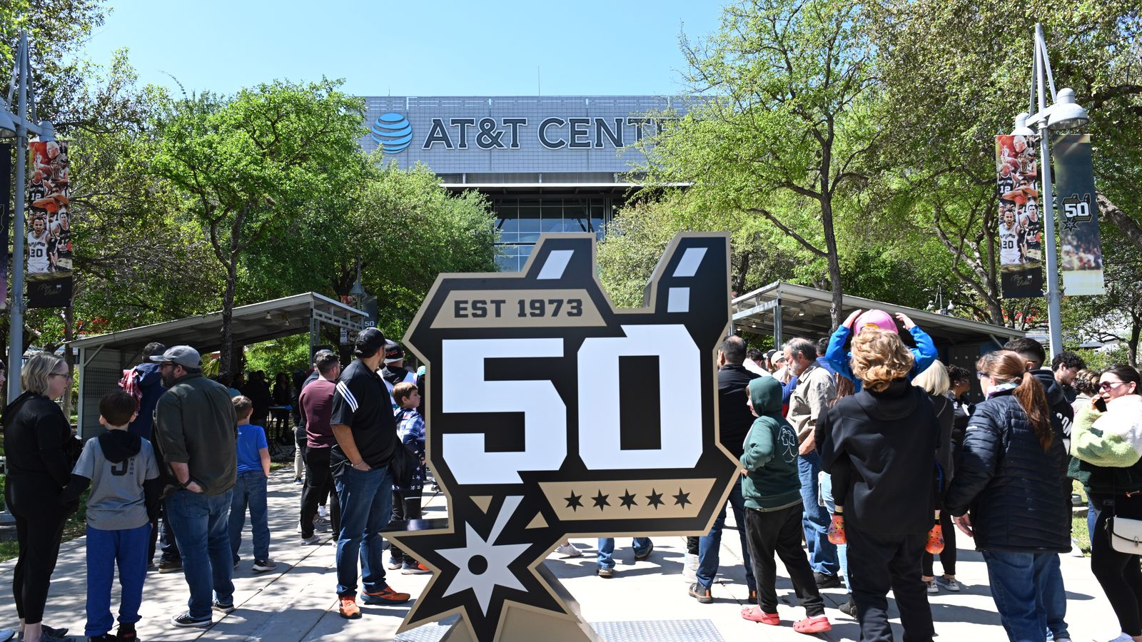 Wemby's arrival in San Antonio places renewed focus on Spurs' home AT&T ...