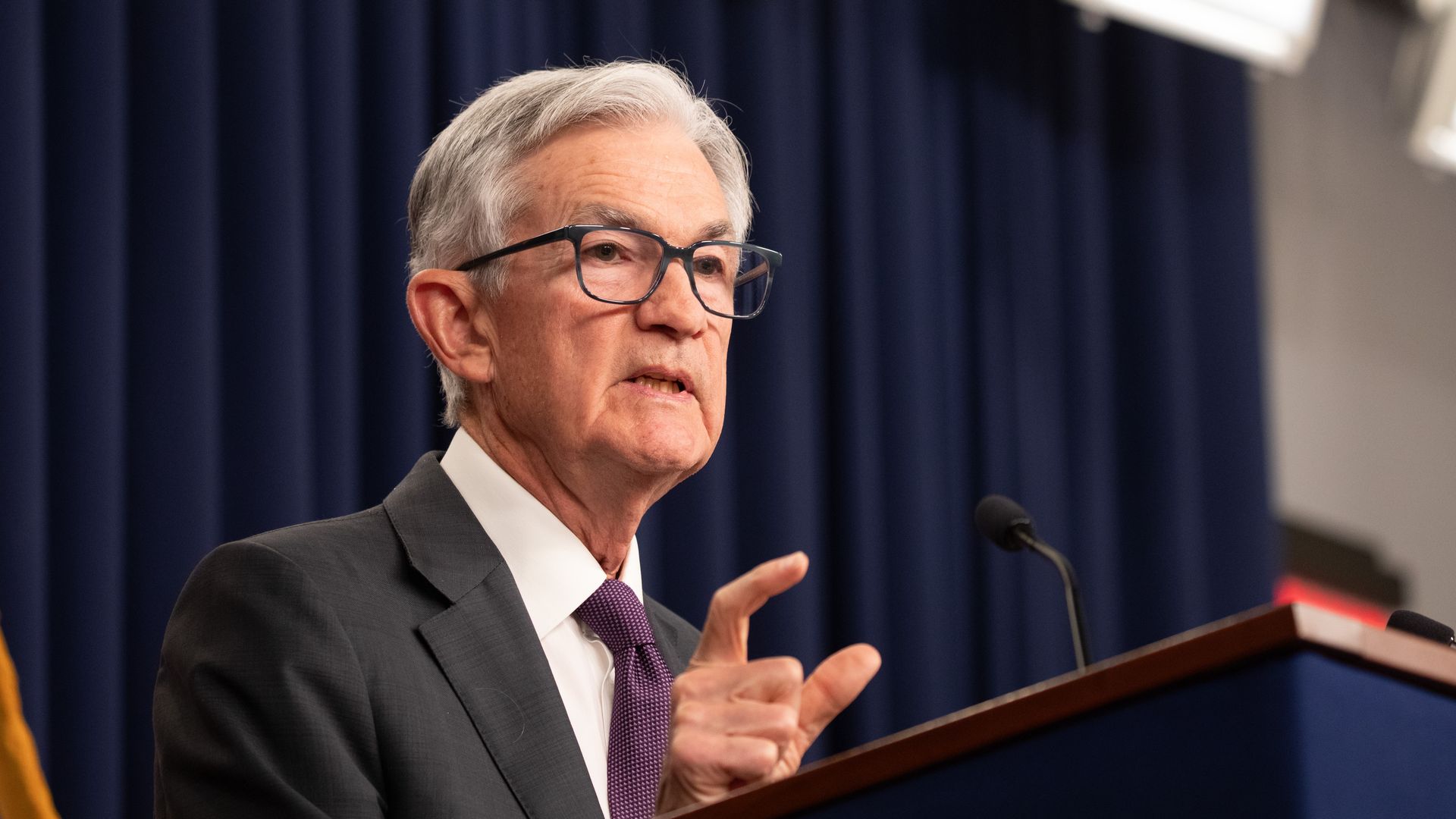 Fed's Powell: Tariff inflation could persist, slower growth likely