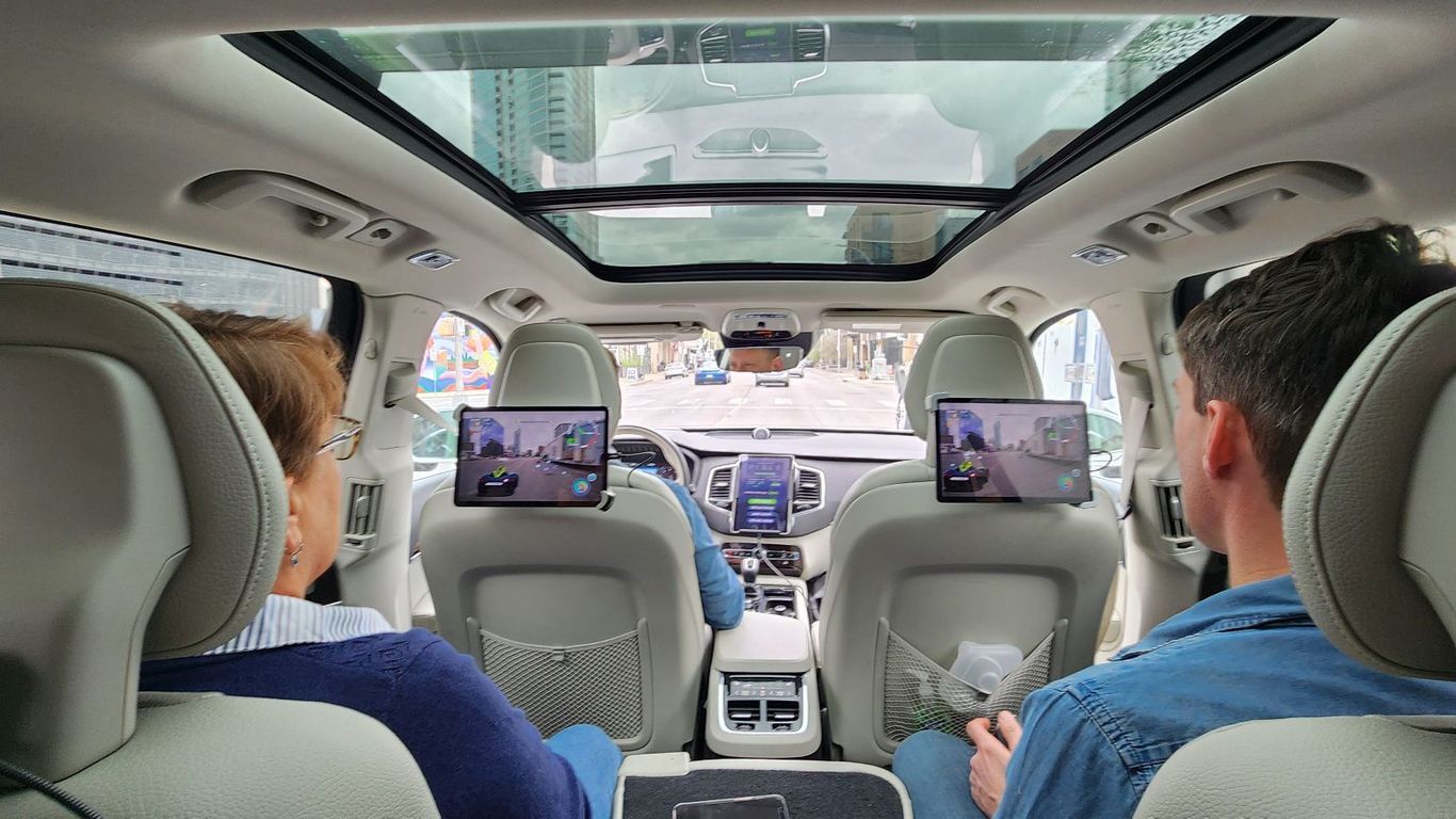 Cars could embrace VR video games, enhancing passenger experience