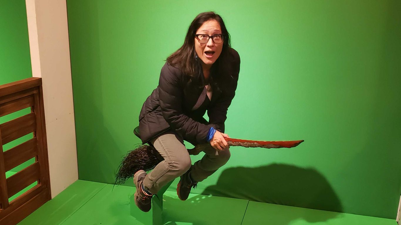 Harry Potter comes to Chicago's Mag Mile - Axios Chicago