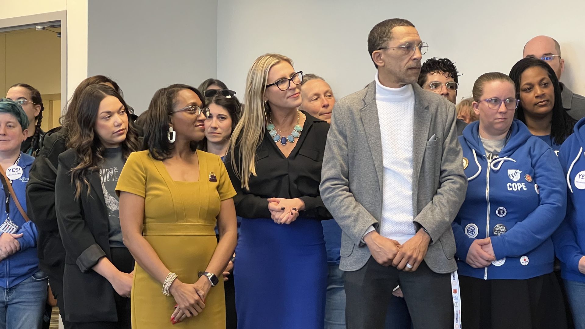 Minneapolis teachers win raises, but budget deficit still looms - Axios Twin Cities