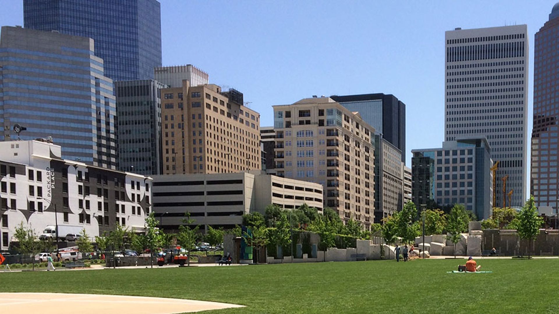 Jonathan Sanchez - Axios