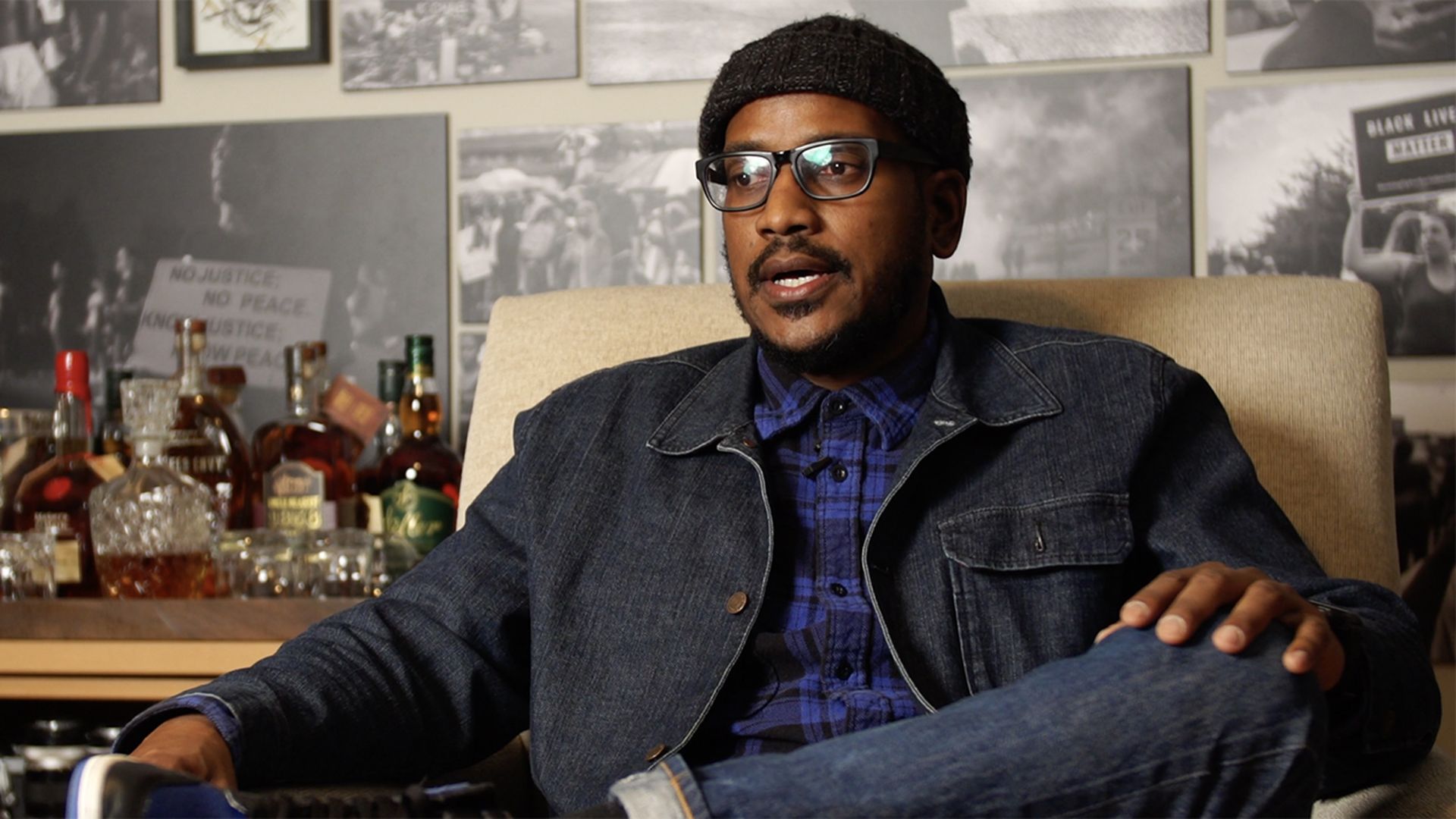 Prominent Charlotte artist on the edge of homelessness - Axios Charlotte