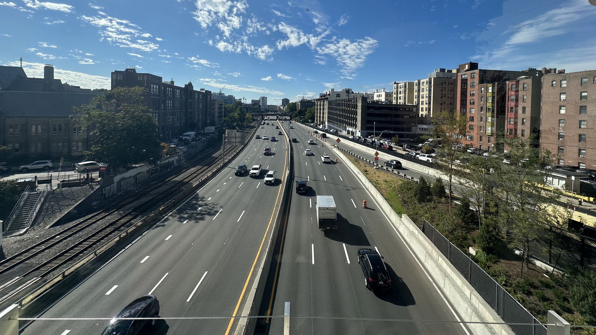 Boston's best view: Lyrik claims open-air plaza's view is a must-see ...