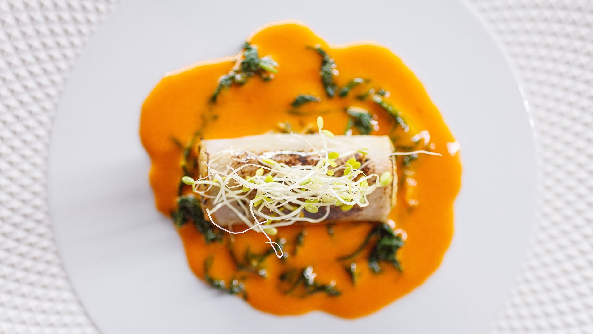 Chicago chef Grant Achatz pays homage to Charlie Trotter - Axios Chicago