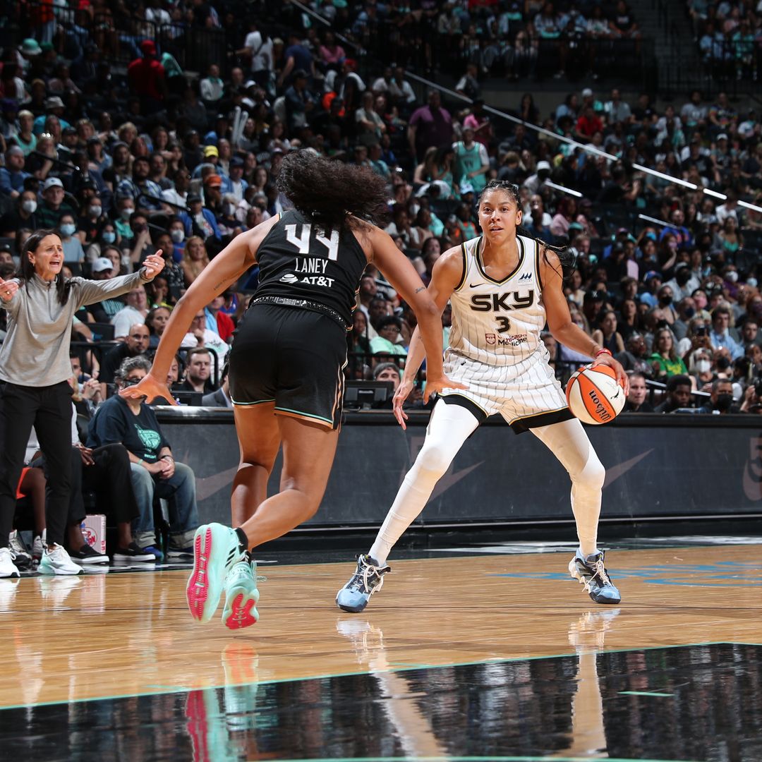 Everett Cook - Axios