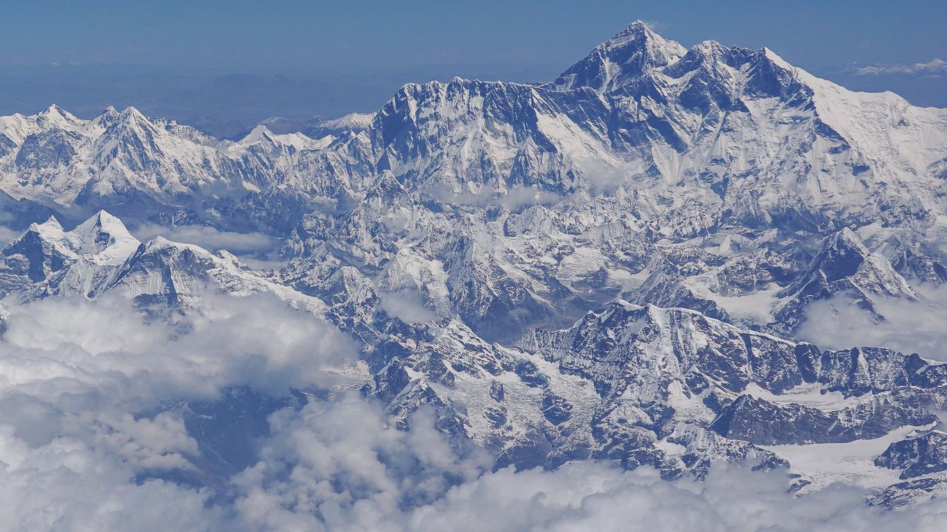 Mount Everest overcrowding: 3 more climbers die on Thursday
