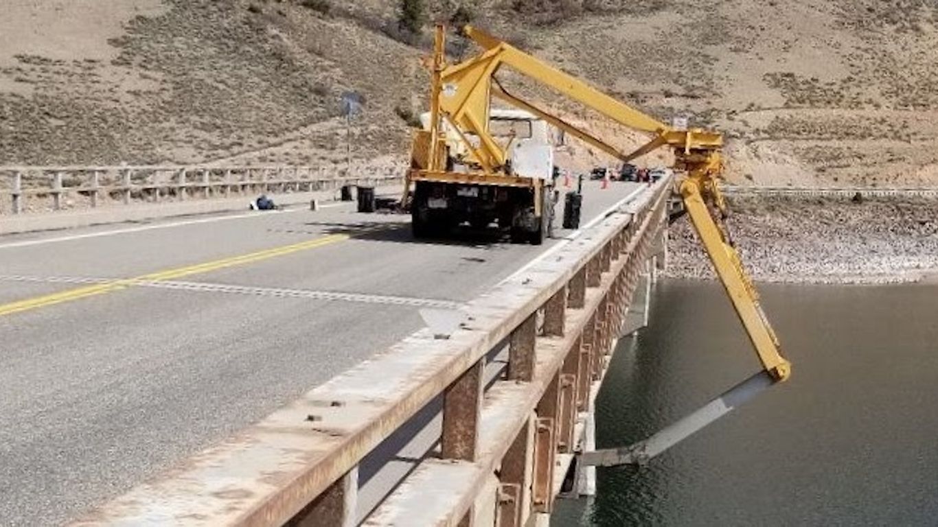 U.S. 50 bridge failure shows fragile state of Colorado infrastructure ...