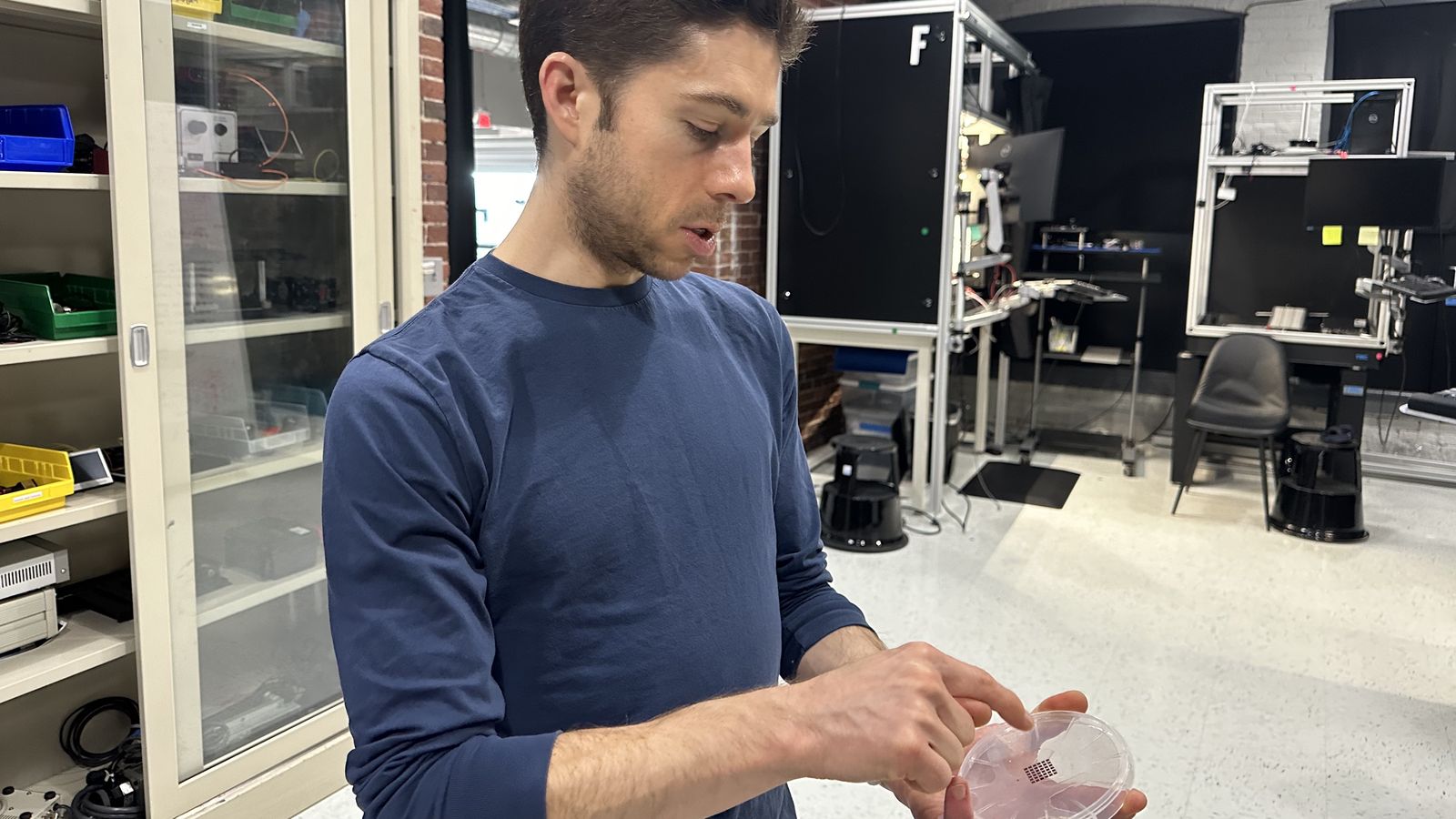 Boston startup Metalenz making next-gen smartphone lenses - Axios Boston