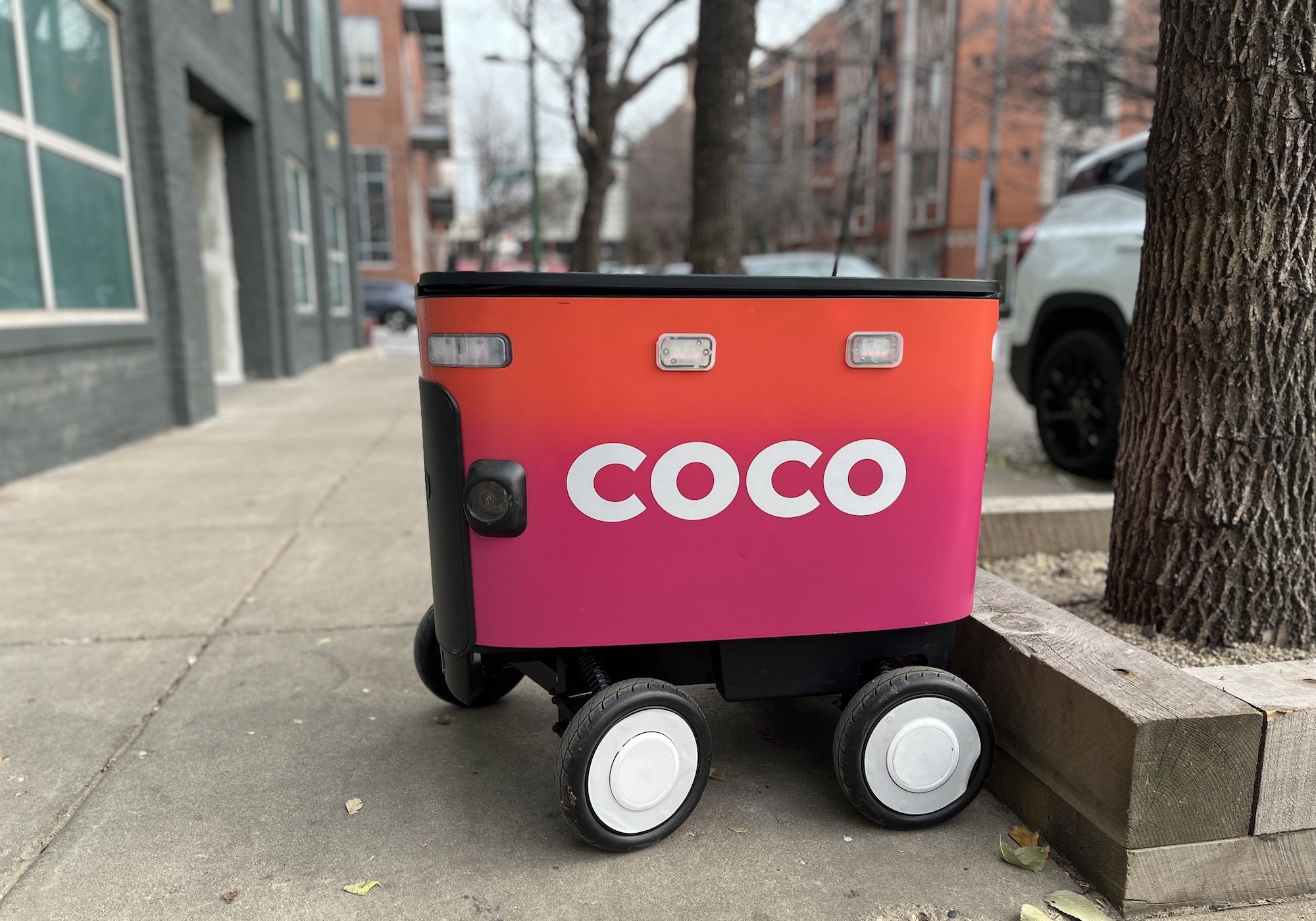 Cocos delivery store