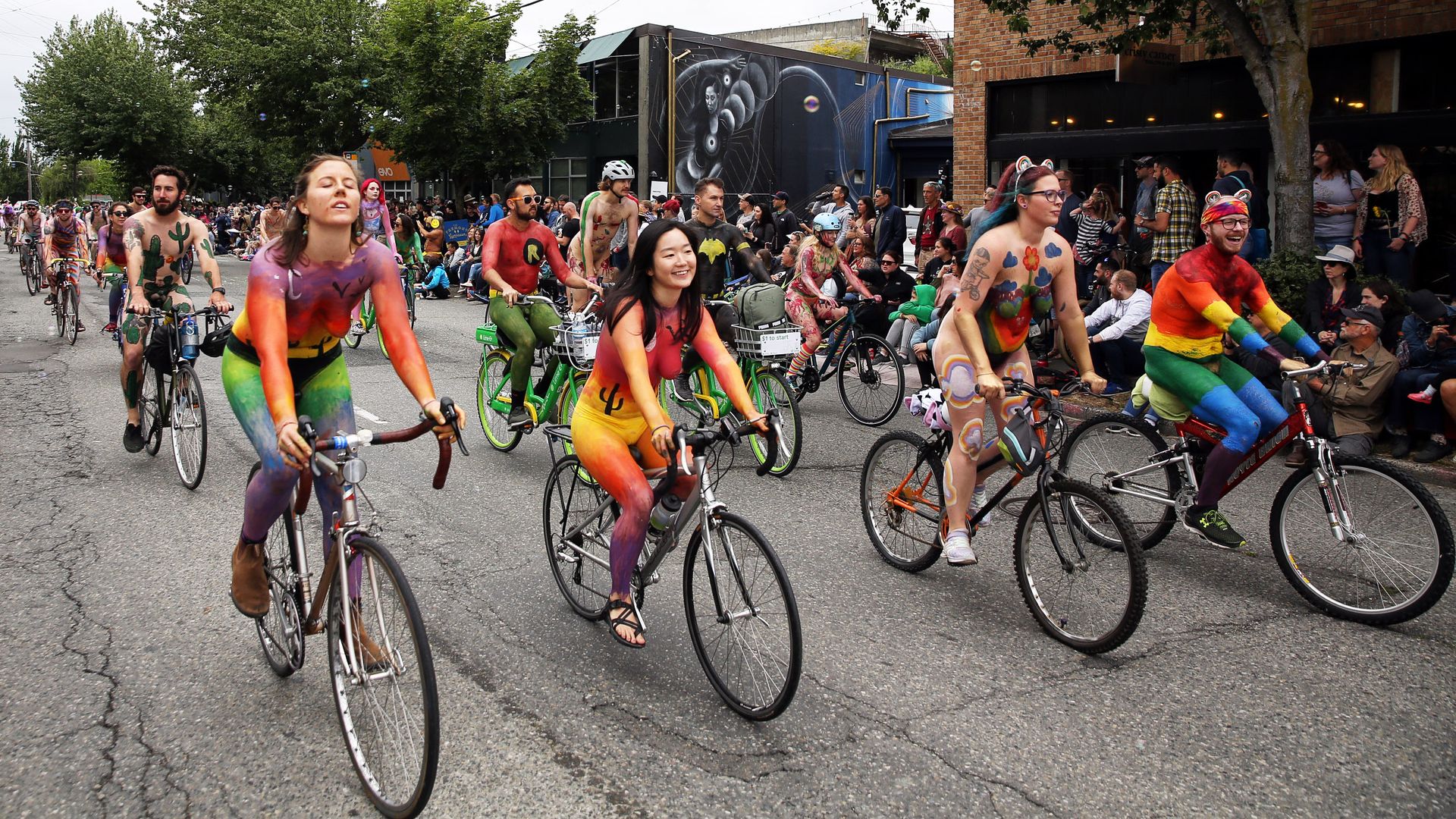 How Fremont's naked cyclists became a Seattle summer tradition - Axios ...