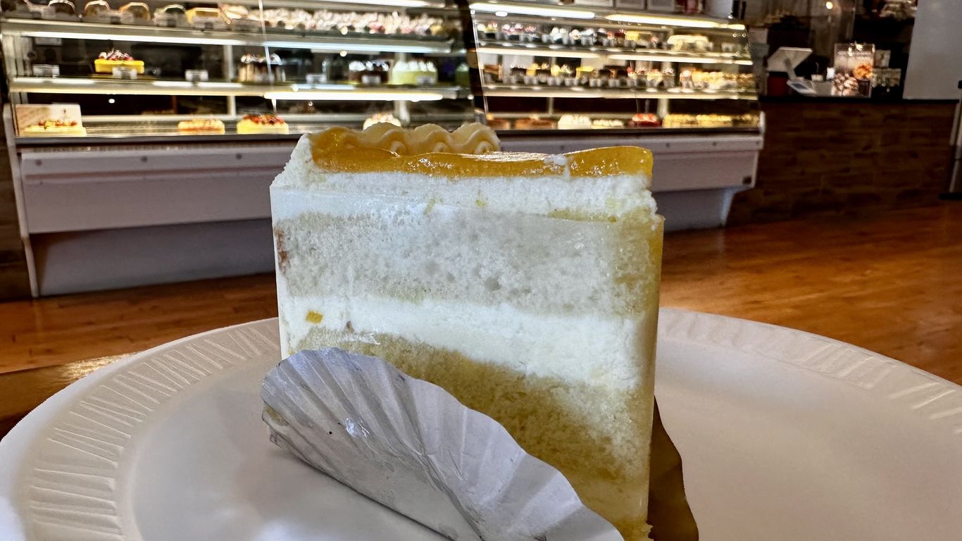 One bakery to go: Cafe Mozart - Axios Dallas