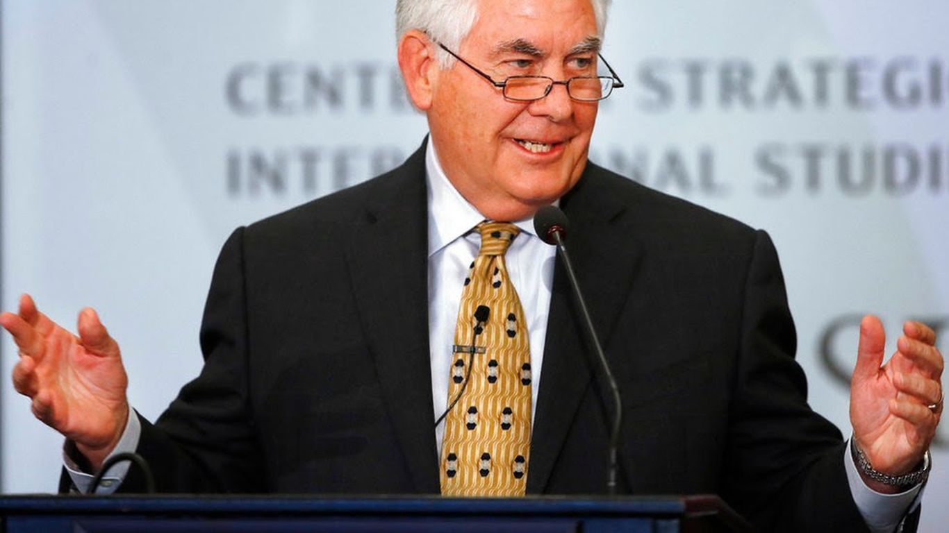 Tillerson: "Who in the world" is telling you I plan to resign?