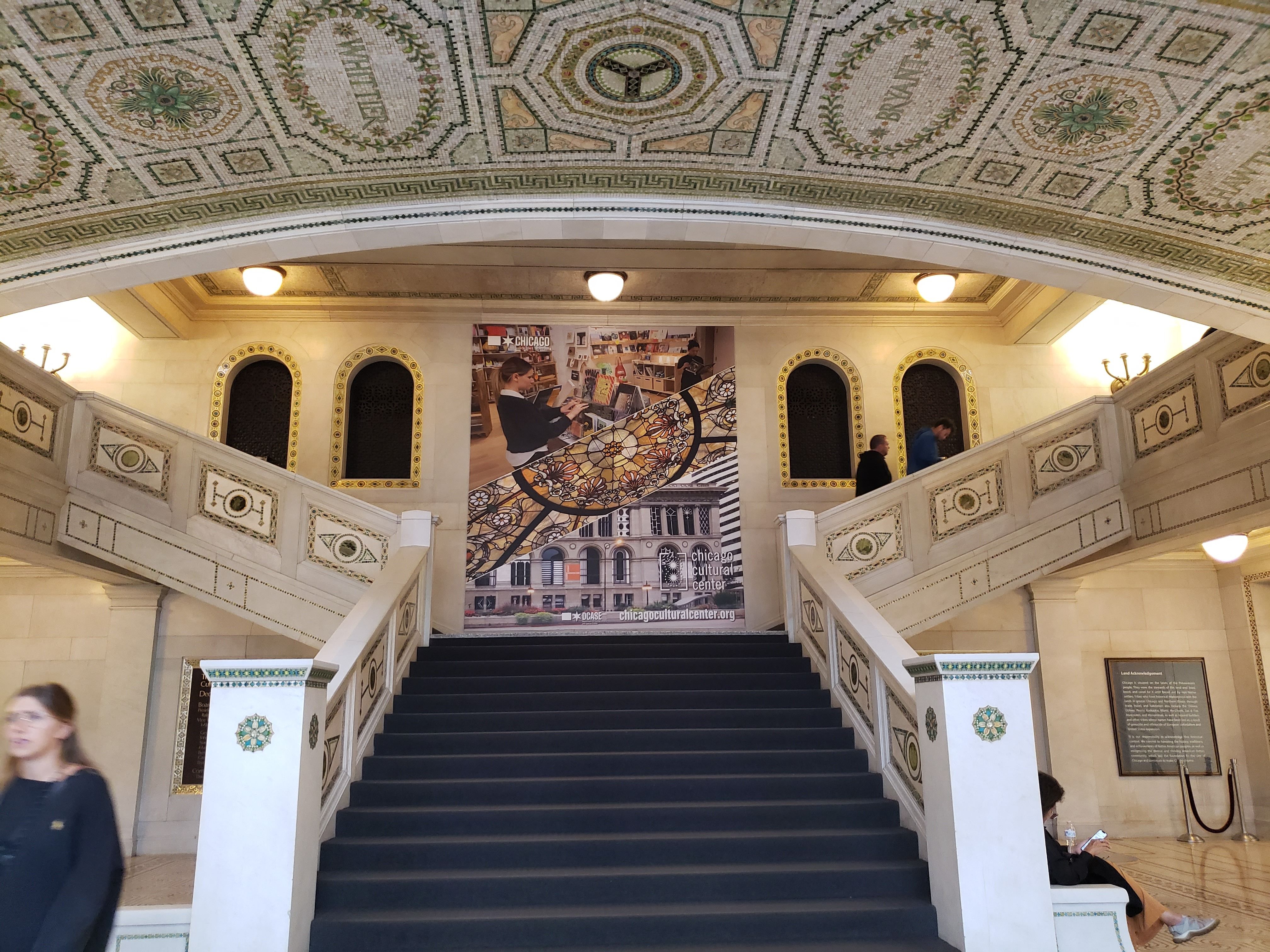 Chicago co-working spaces to try this summer - Axios Chicago