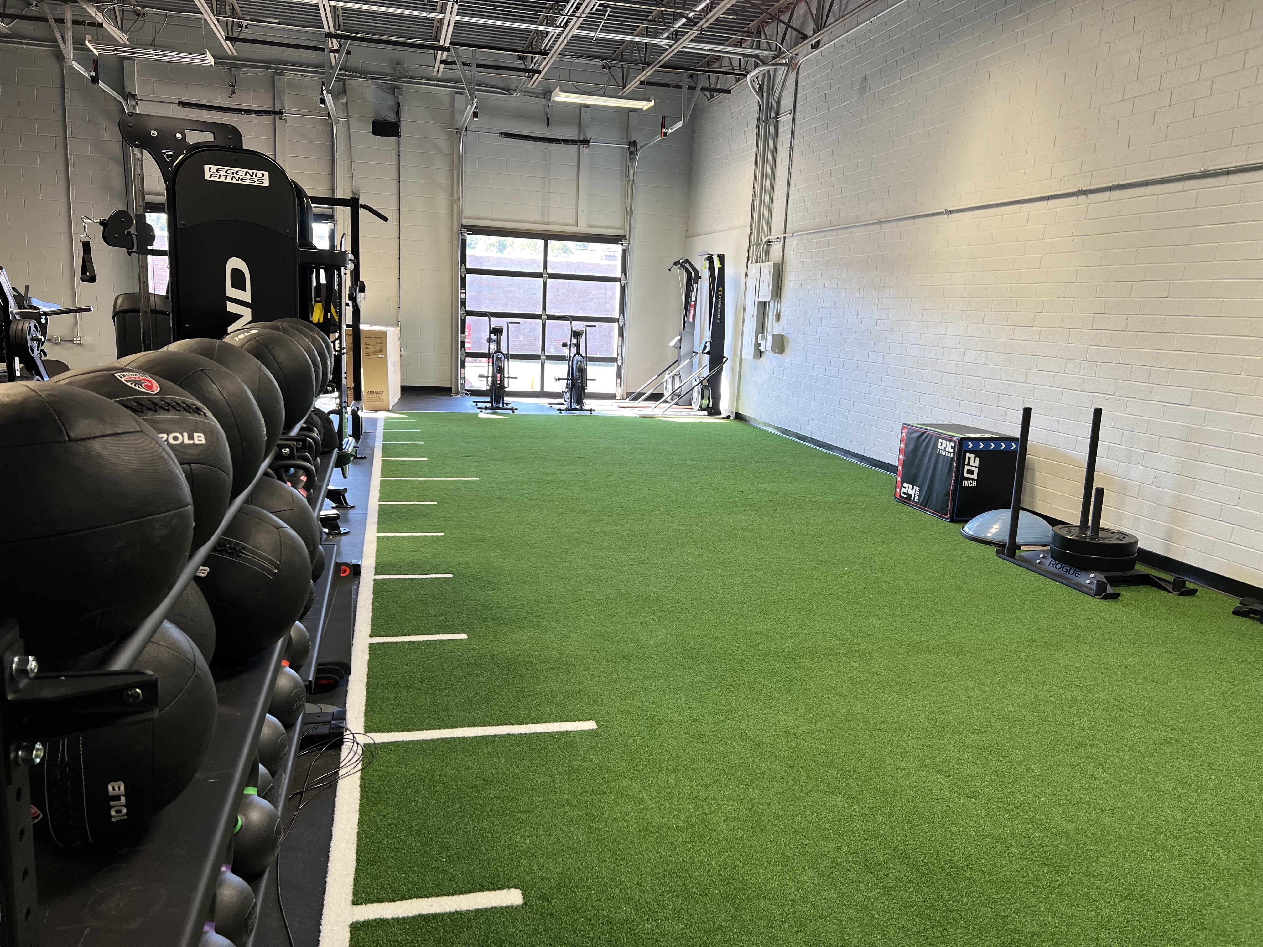New locally-owned gym by former Equinox employees opens in NoDa - Axios ...