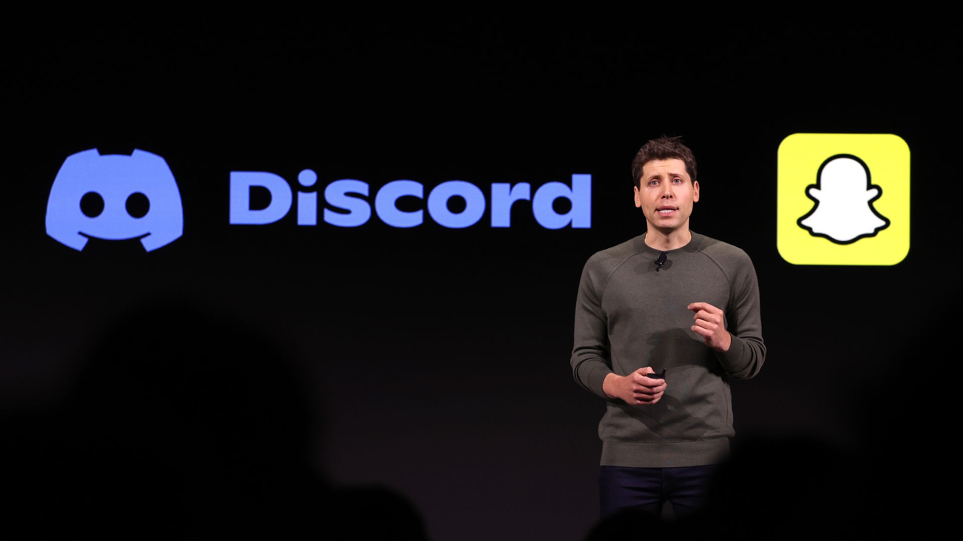 Hundreds of OpenAI staff tell board to resign or they’ll join Altman at ...