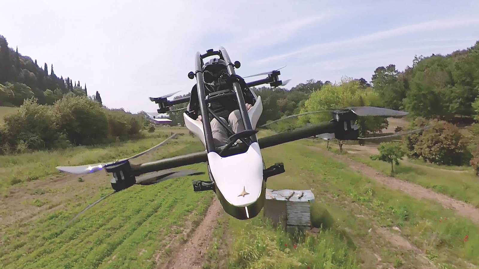 Personal flying machines getting closer to launch