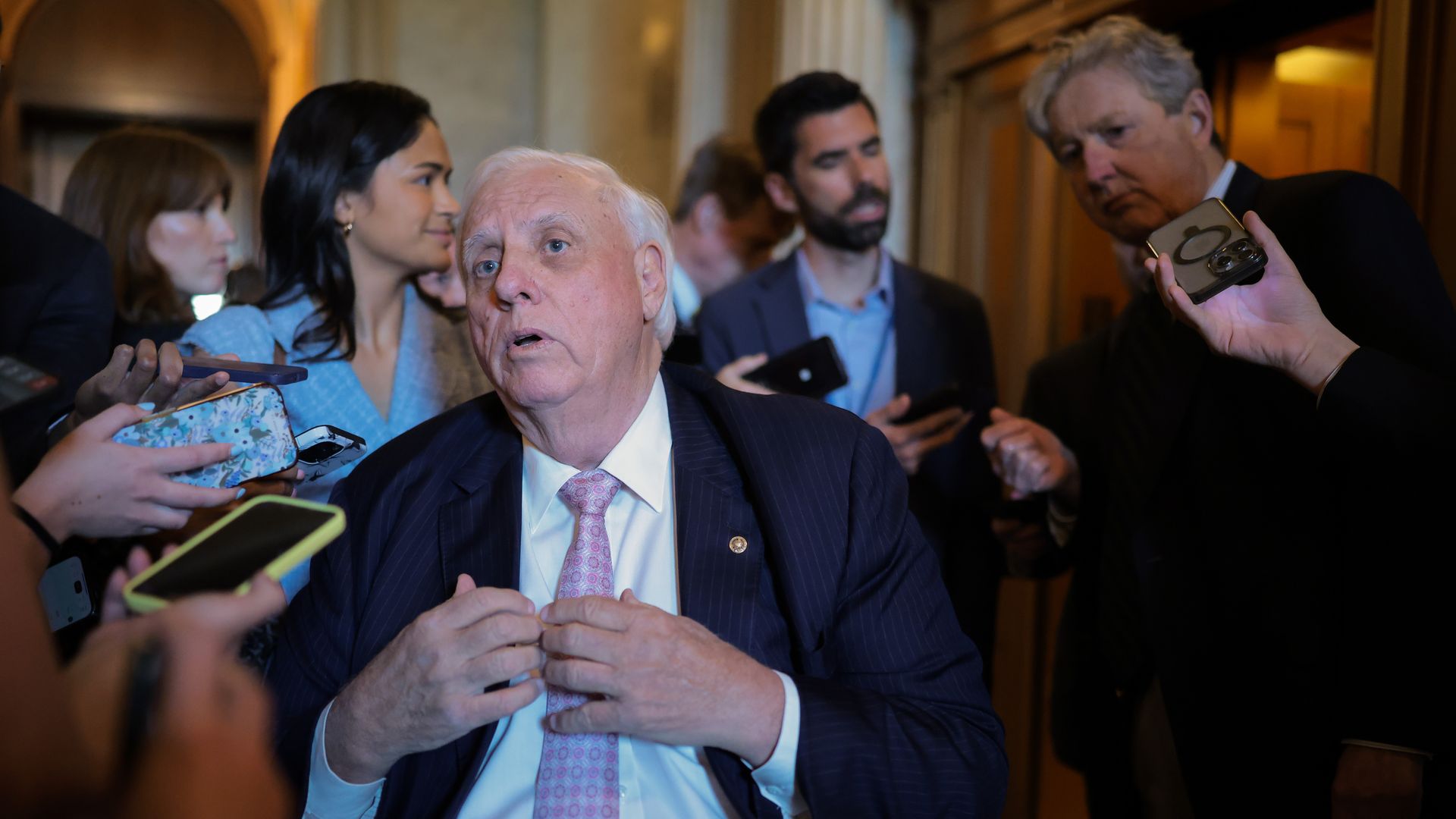 GOP Sen. Jim Justice settles $5 million DOJ taxes lawsuit