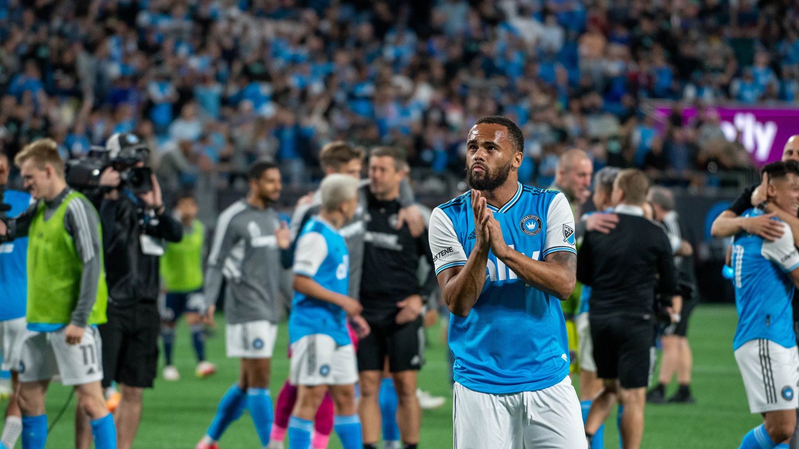 Charlotte FC player Anton Walkes dead at age 25 - Axios Charlotte