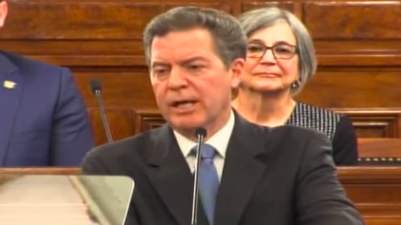 Pence breaks Senate tie to advance Sam Brownback nomination