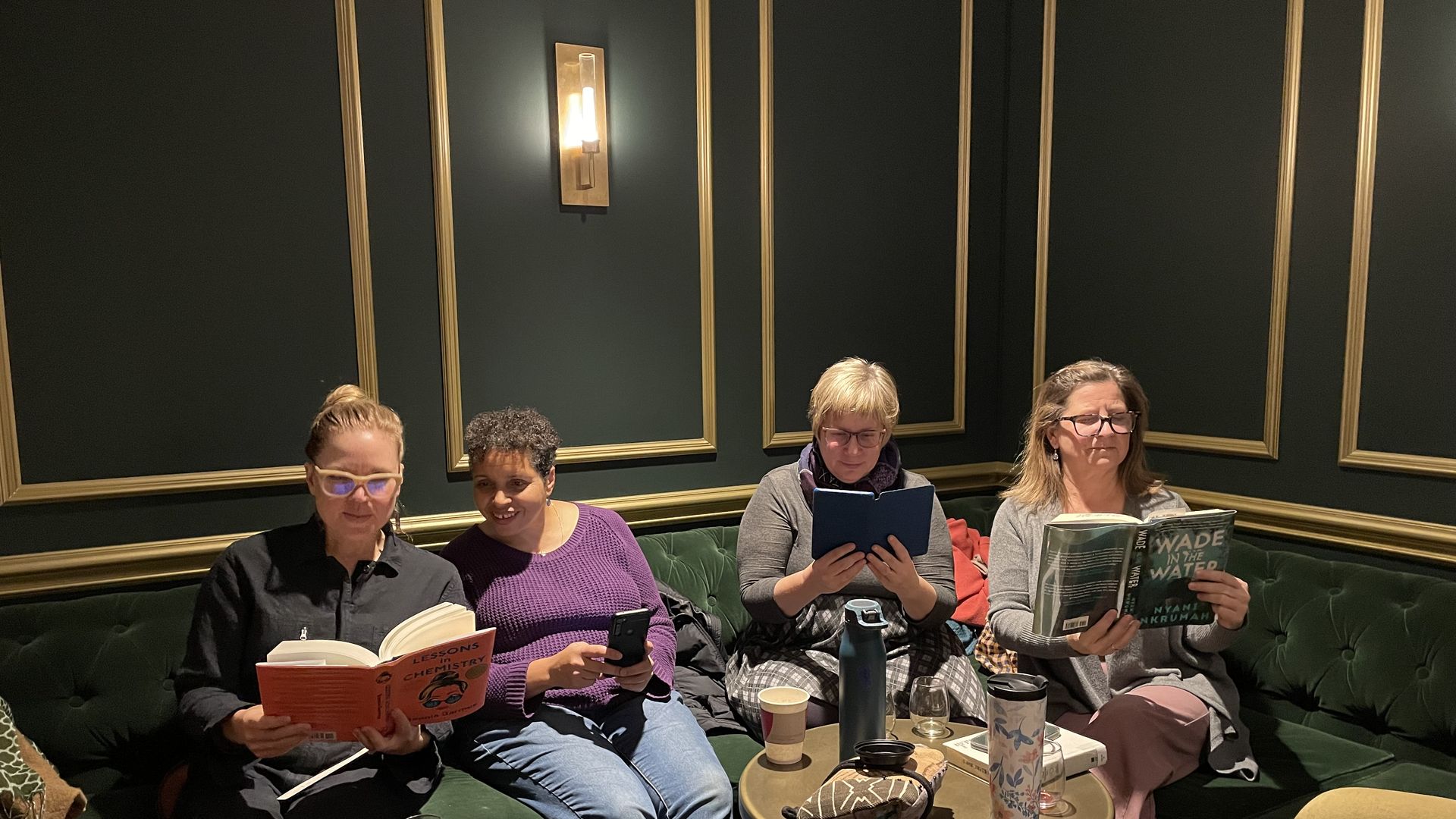 Metro Detroit silent book clubs gain popularity - Axios Detroit