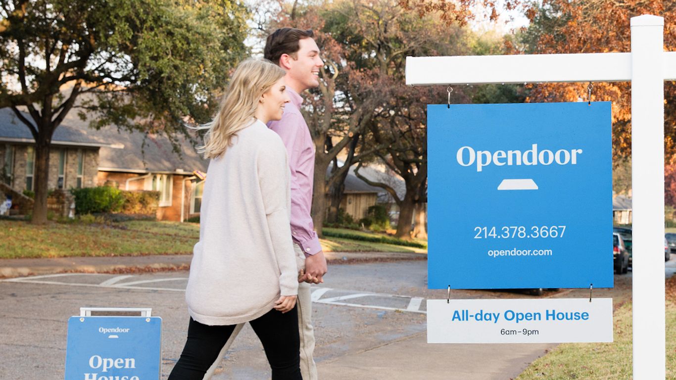 Opendoor raises $325 million to fend off Zillow