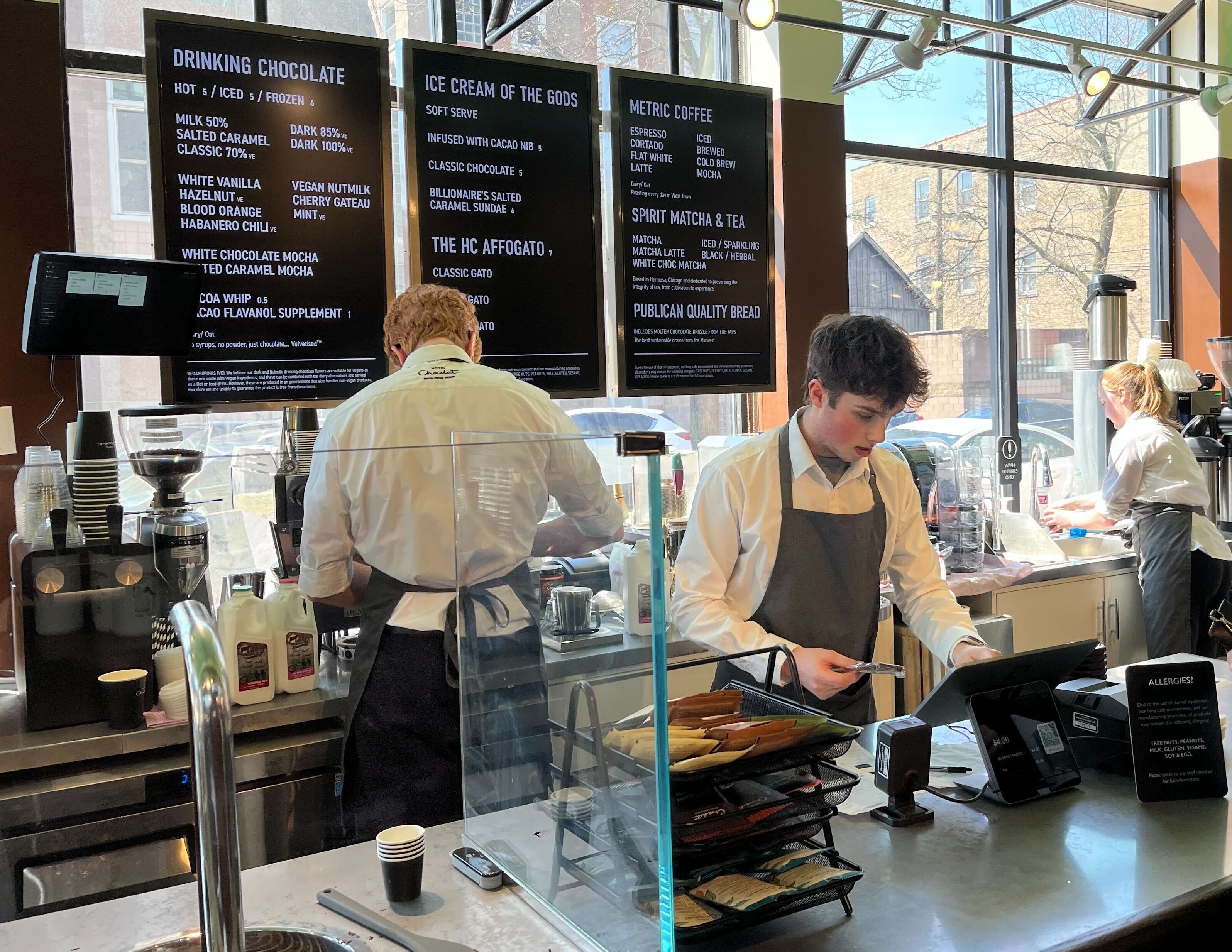 Hotel Chocolat lands in Lincoln Park and Lakeview in Chicago - Axios ...