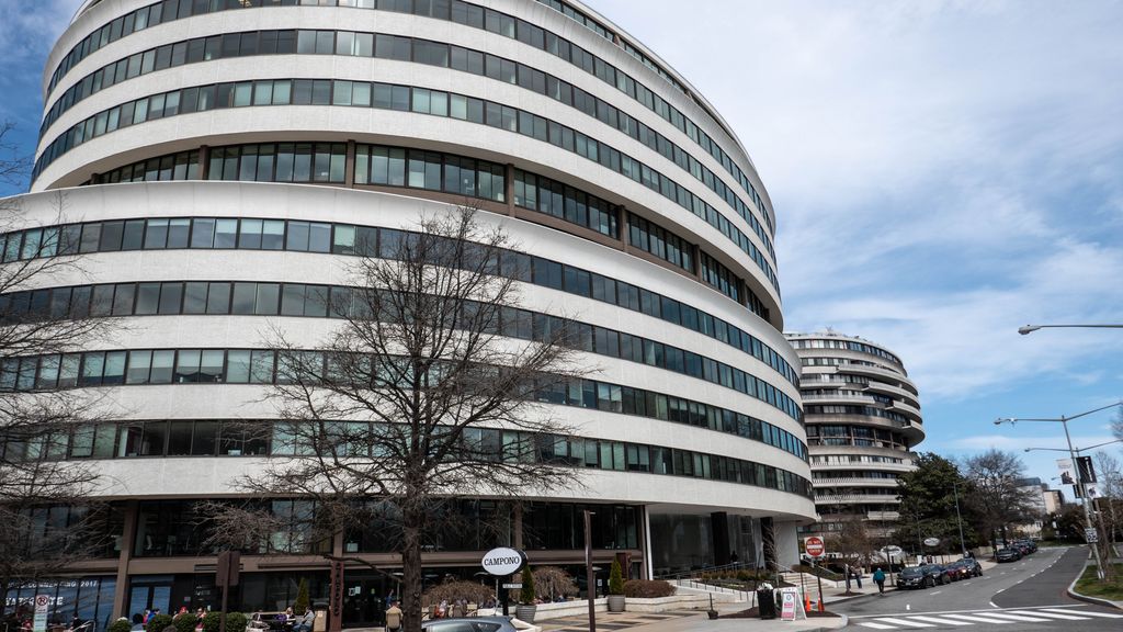 What you should know about the Watergate building - Axios Washington D.C.