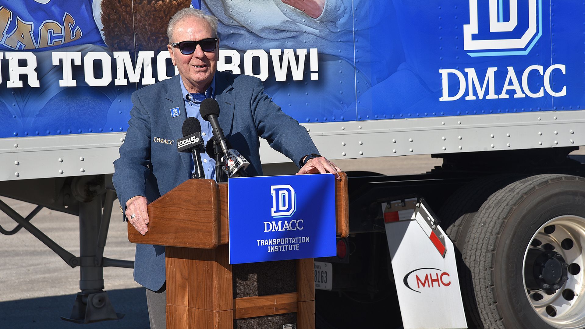 DMACC President Rob Denson's morning routine - Axios Des Moines