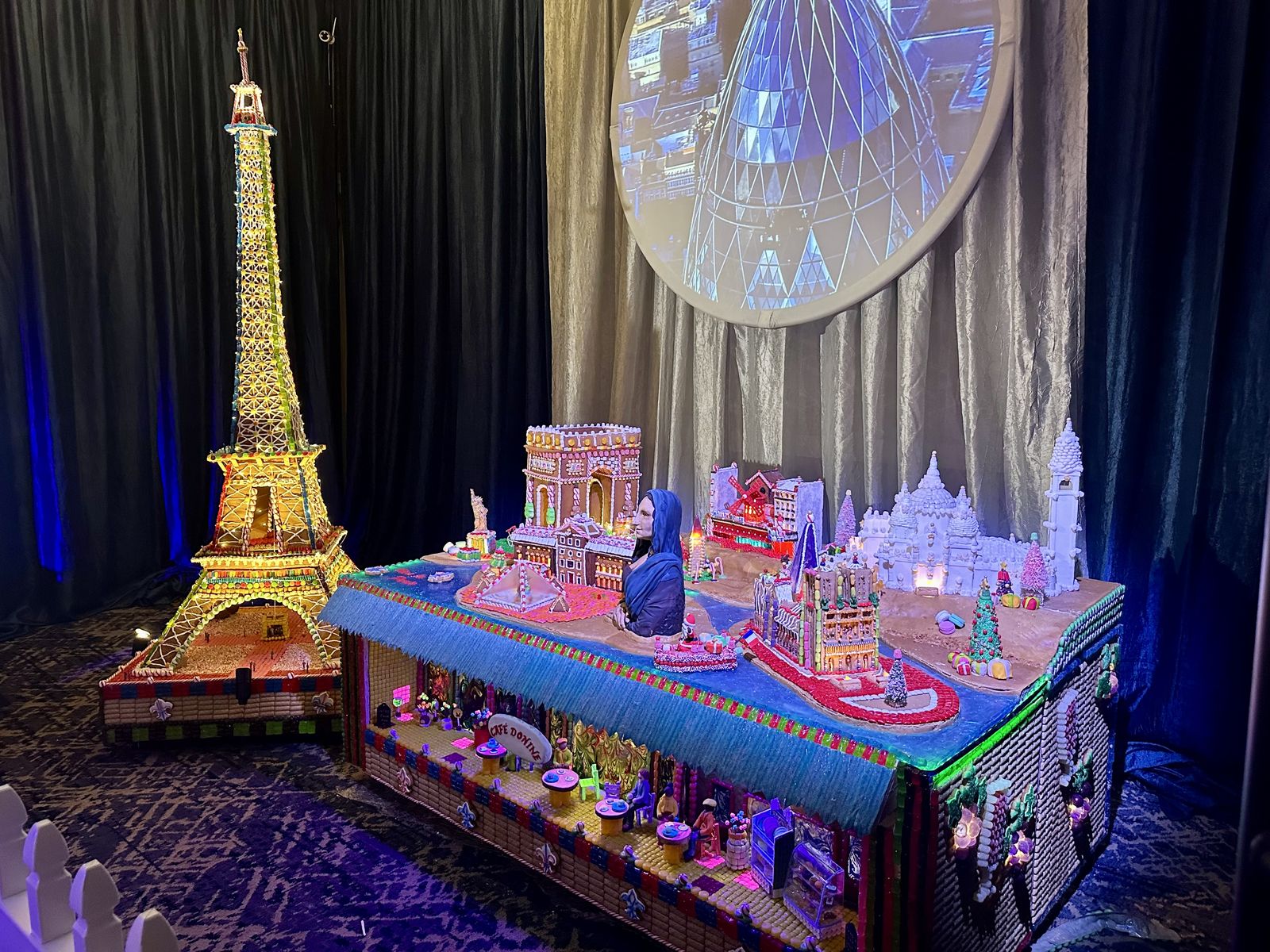 Gingerbread Village returns to Sheraton Grand Seattle for 2024 - Axios ...