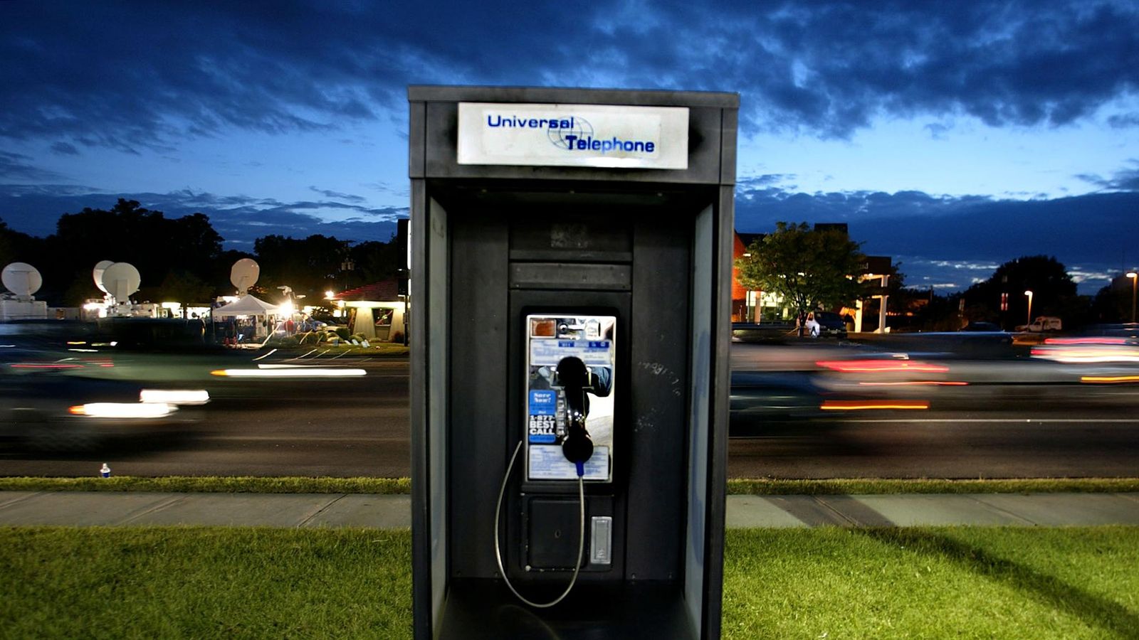 Virginia has just 40 pay phones left - Axios Richmond